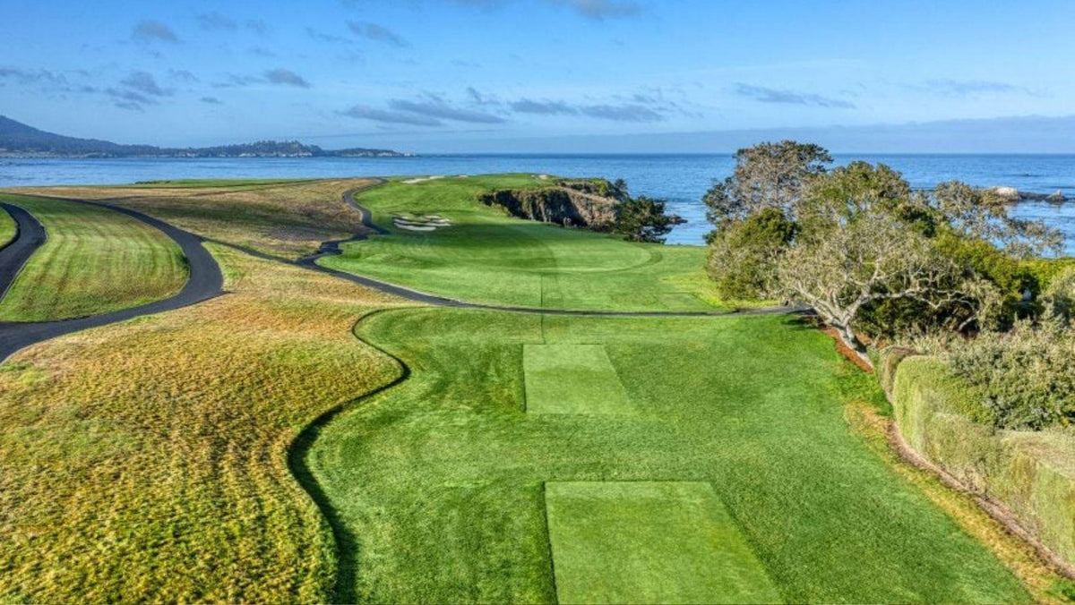 Choosing the Right Golf Simulator for Your Home Setup — Simply Golf ...